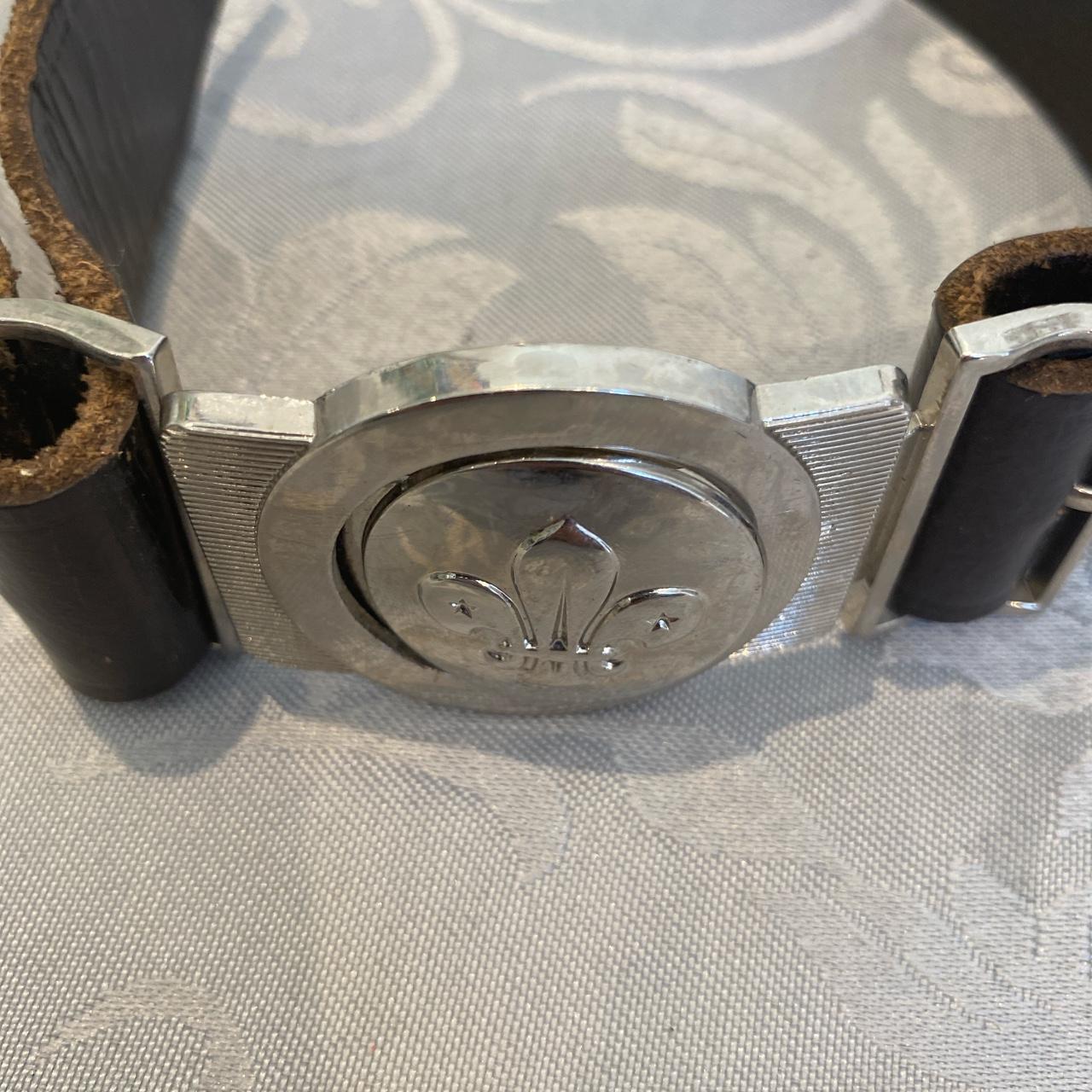 22 inch waist to 26inch waist and 1 inches wide is... - Depop