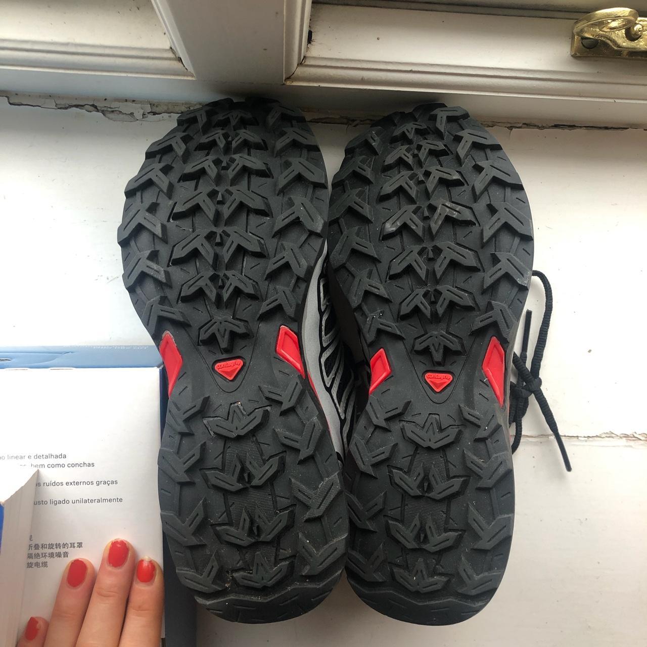 Salomon contragrip red and grey, now discontinued... - Depop
