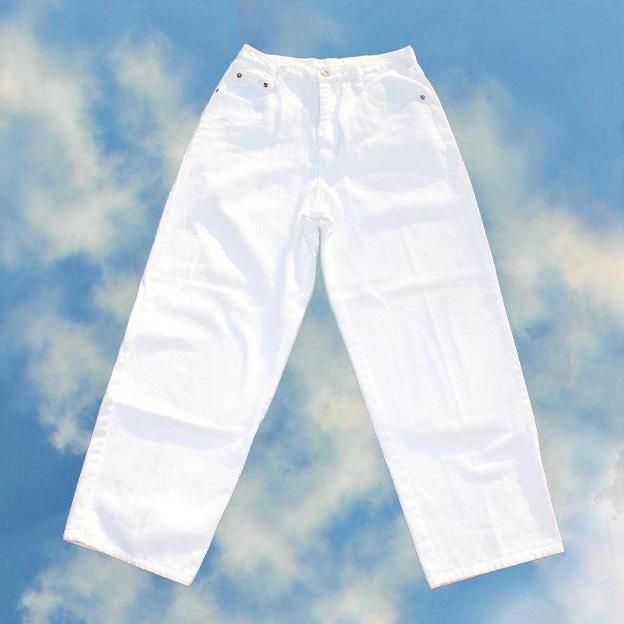 90s vintage, white, high waisted jeans by Zana Di.... - Depop