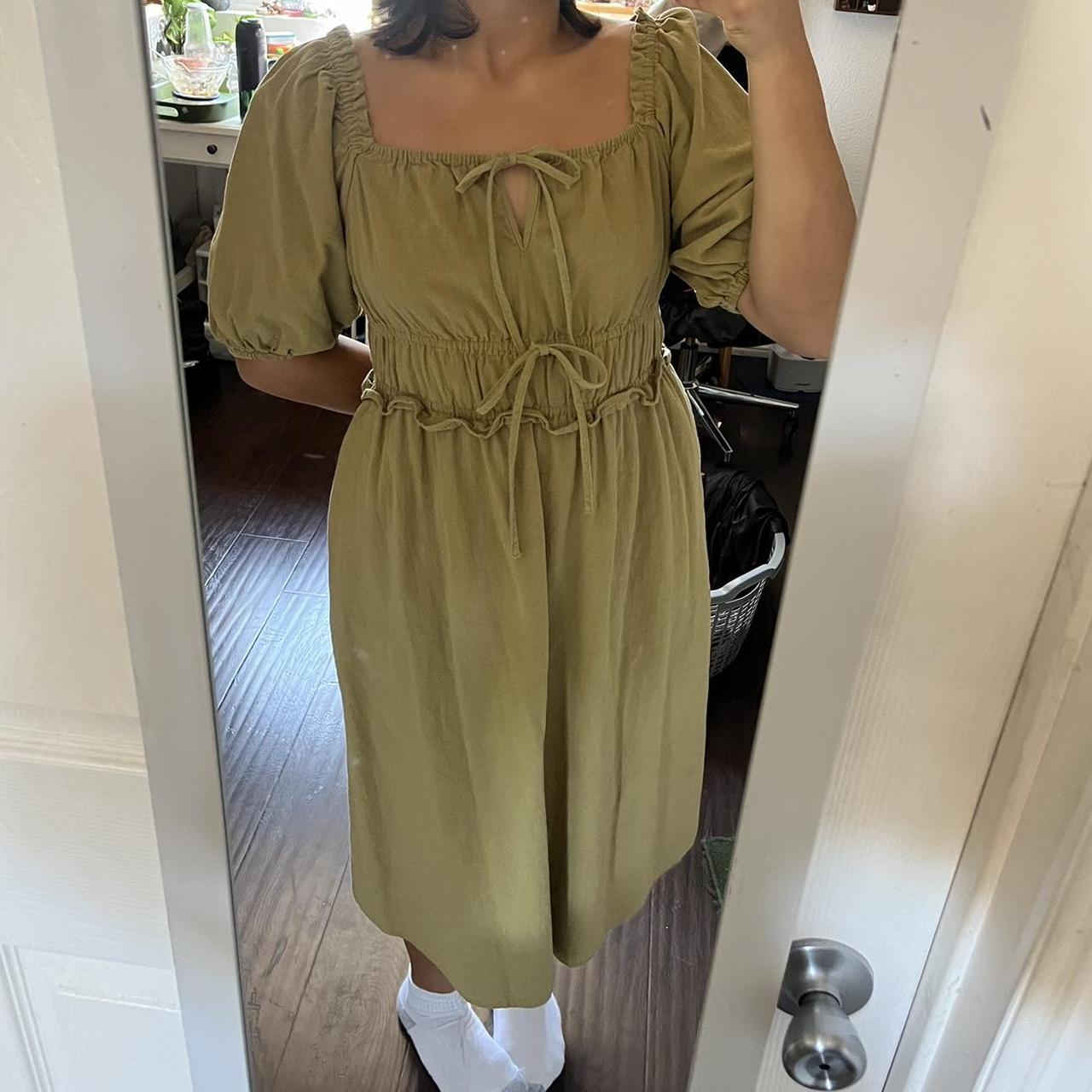 Universal Thread Women's smocked Puff Sleeve Dress... - Depop