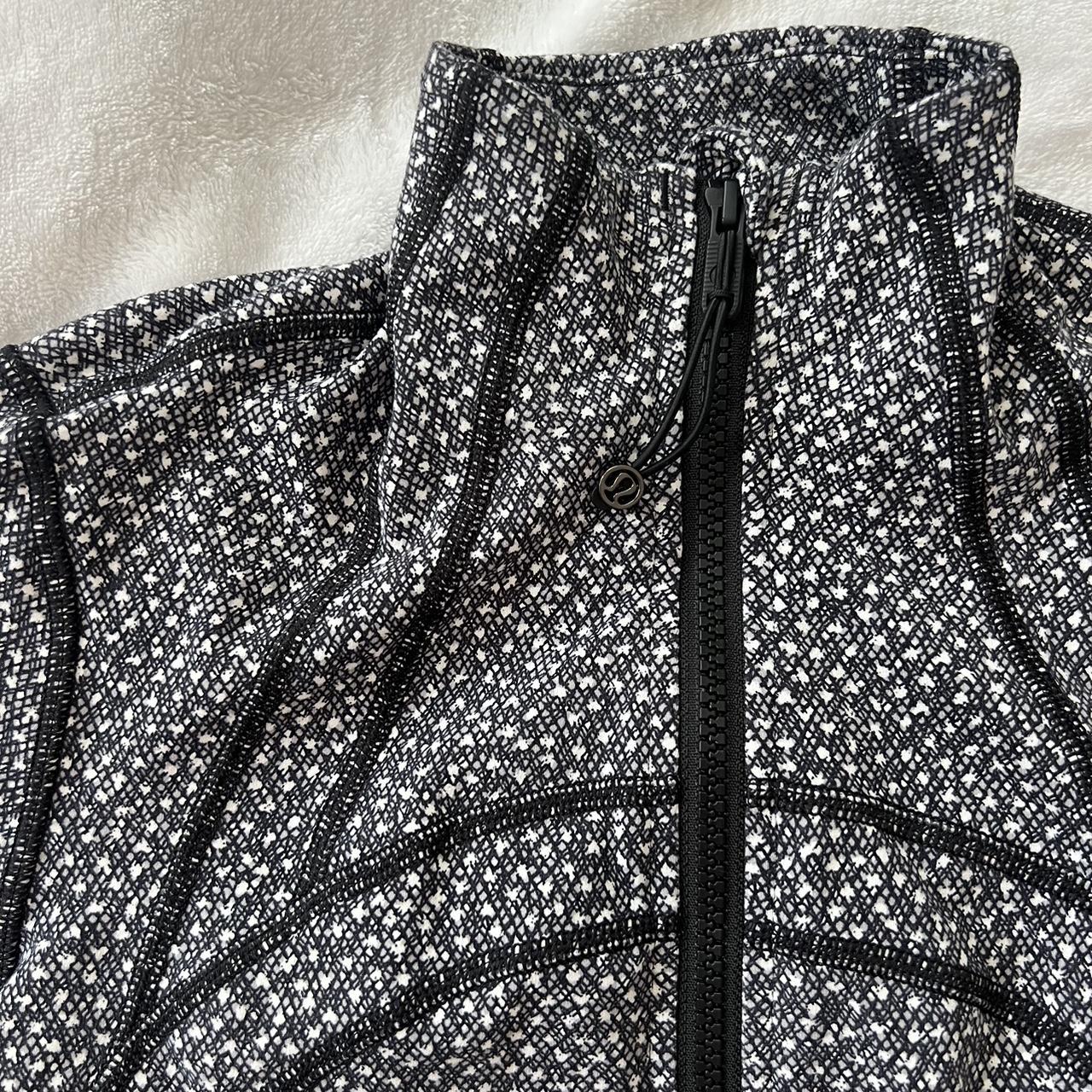 Patterned lululemon align jacket - Depop