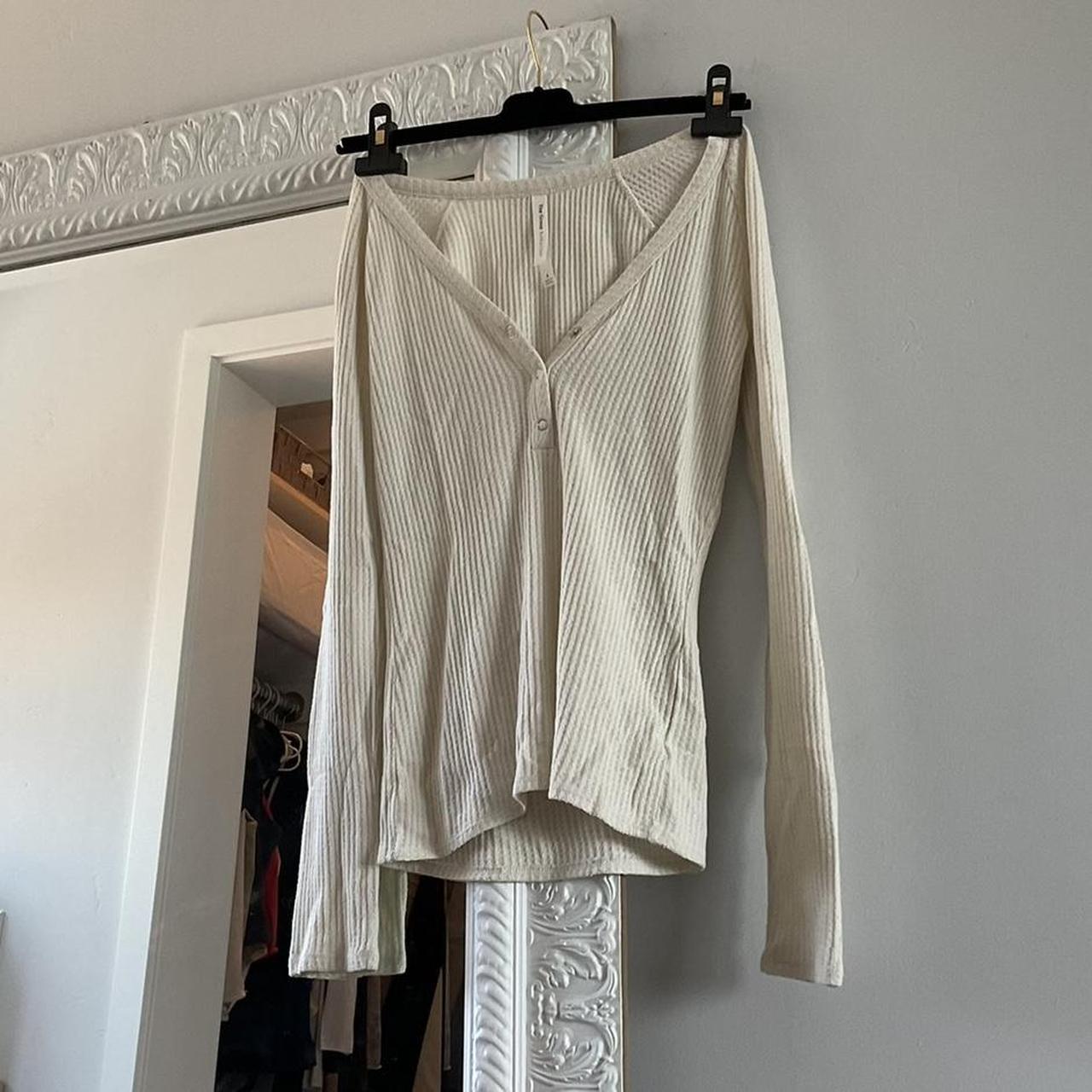 ARITZIA WAFFLE KNIT aritzia babaton waffle knit rib... - Depop