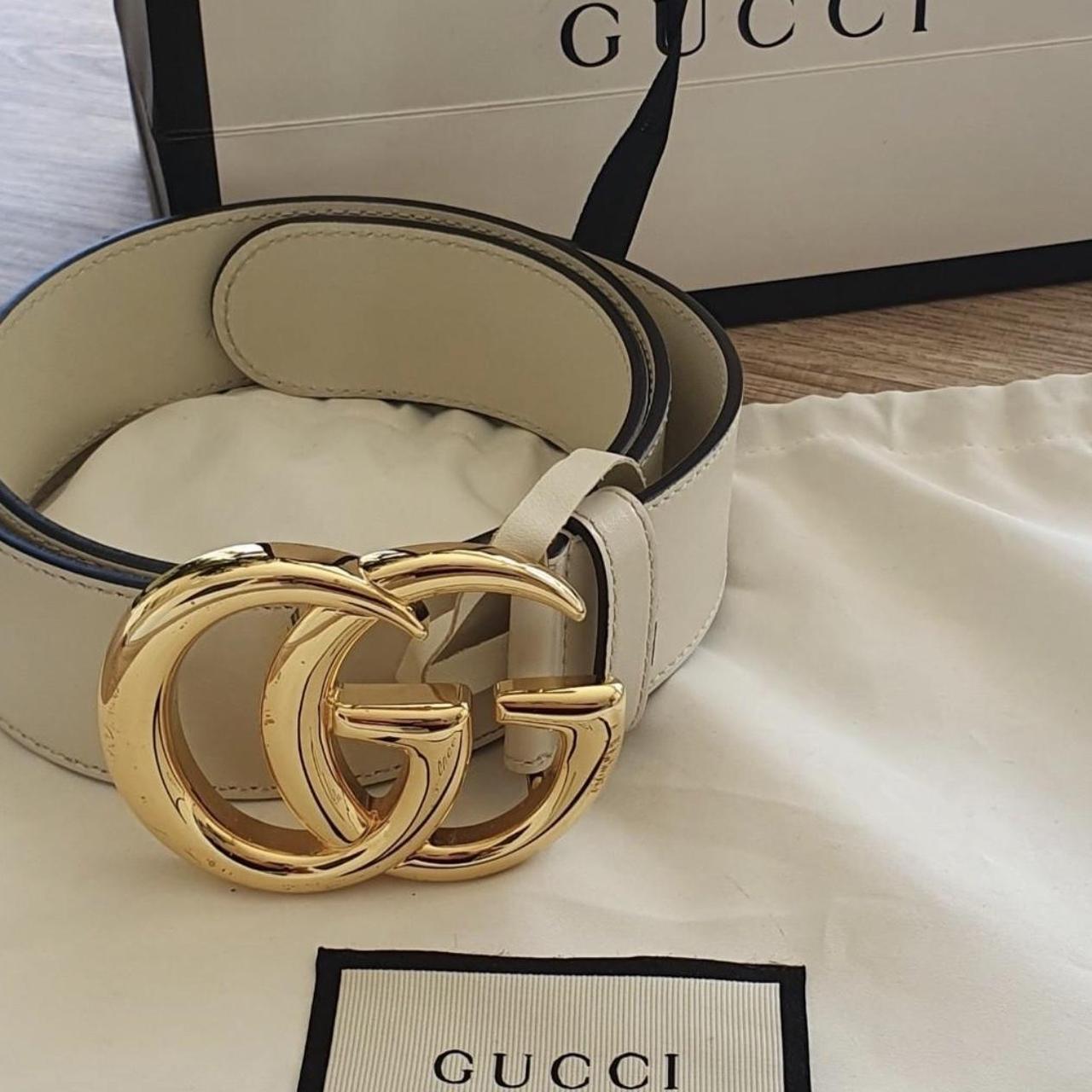 White Gucci belt Fits a S/M *comes with box* - Depop