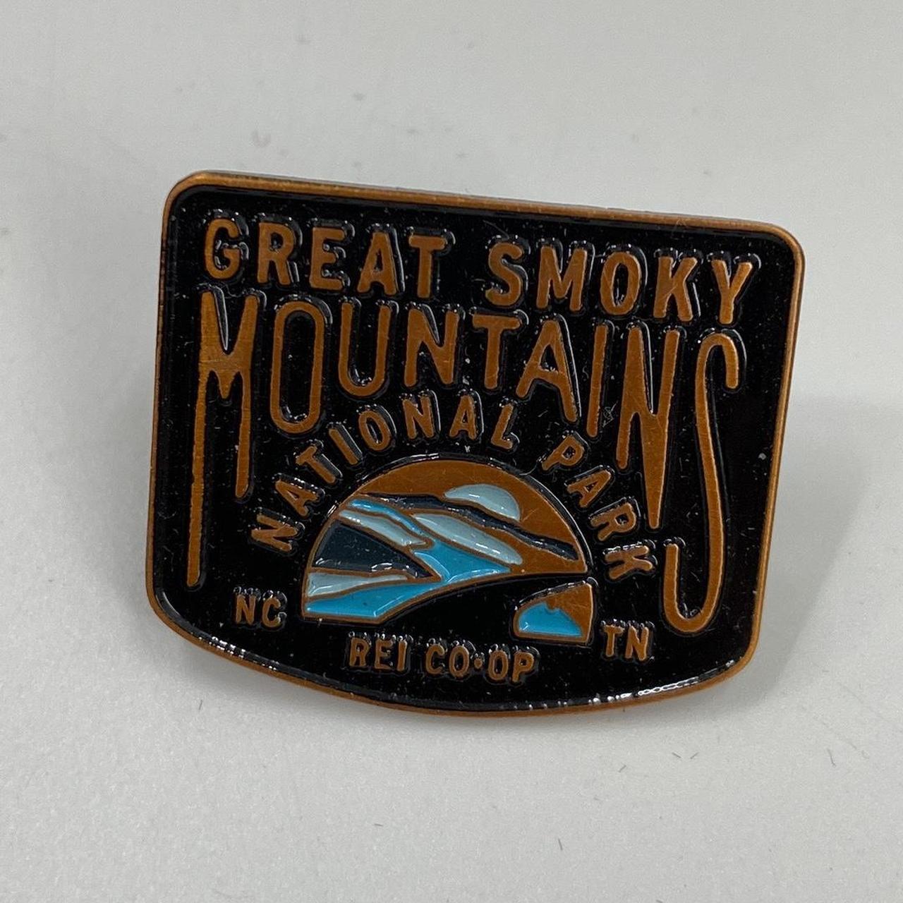 Great Smokey Mountains national park pin Brand rei... - Depop