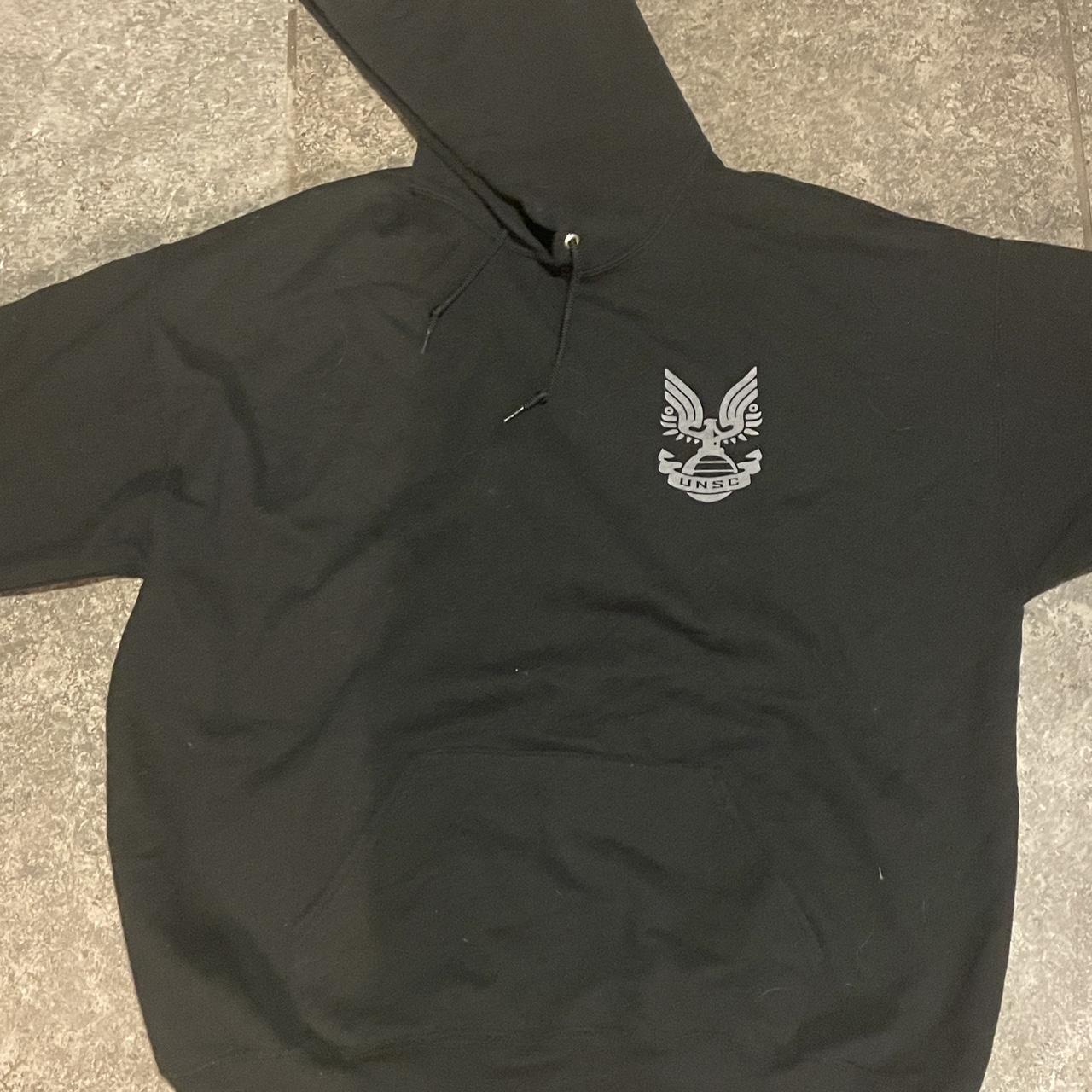 Halo infinite hoodie - Depop