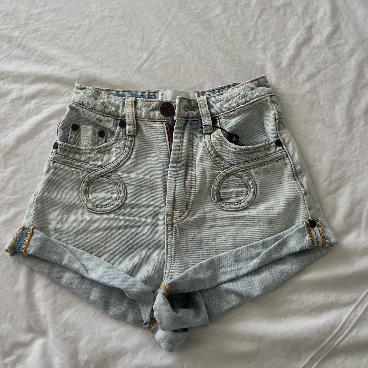 One teaspoon denim light washed shorts size 22 Price... - Depop