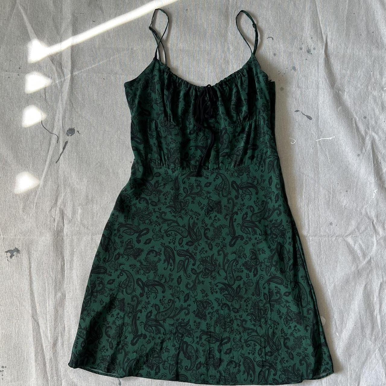 Realisation par paisley green midi dress Like new... - Depop