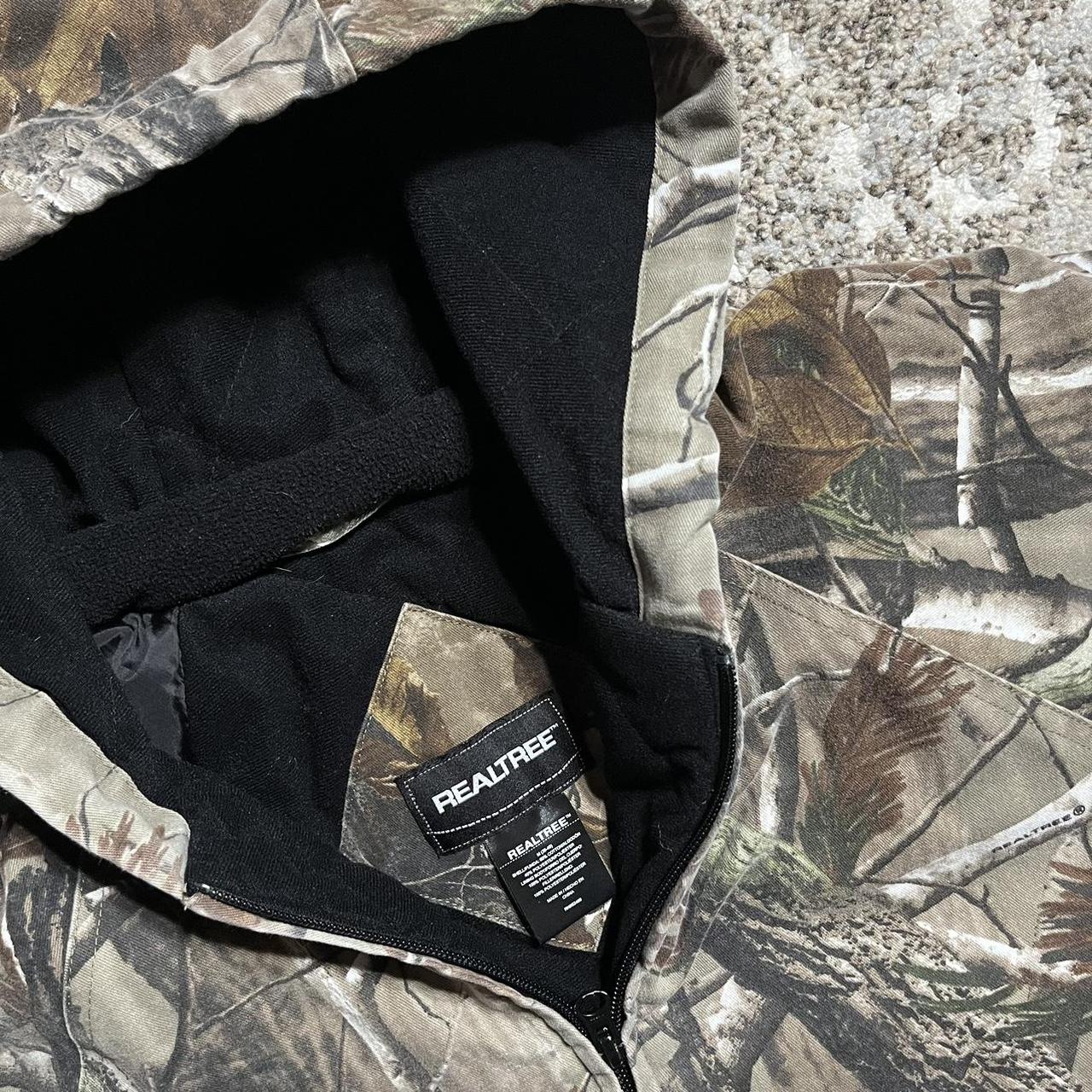 Vintage RealTree Camouflage Insulated Zip Up... - Depop