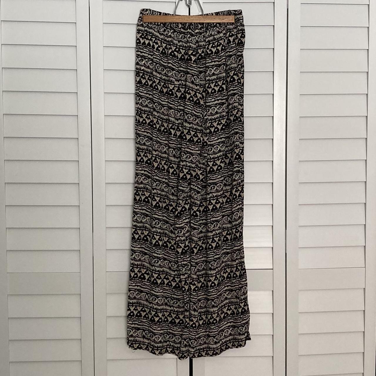 Black & Cream Print Wide-Leg Pants ~ Solitaire ~... - Depop