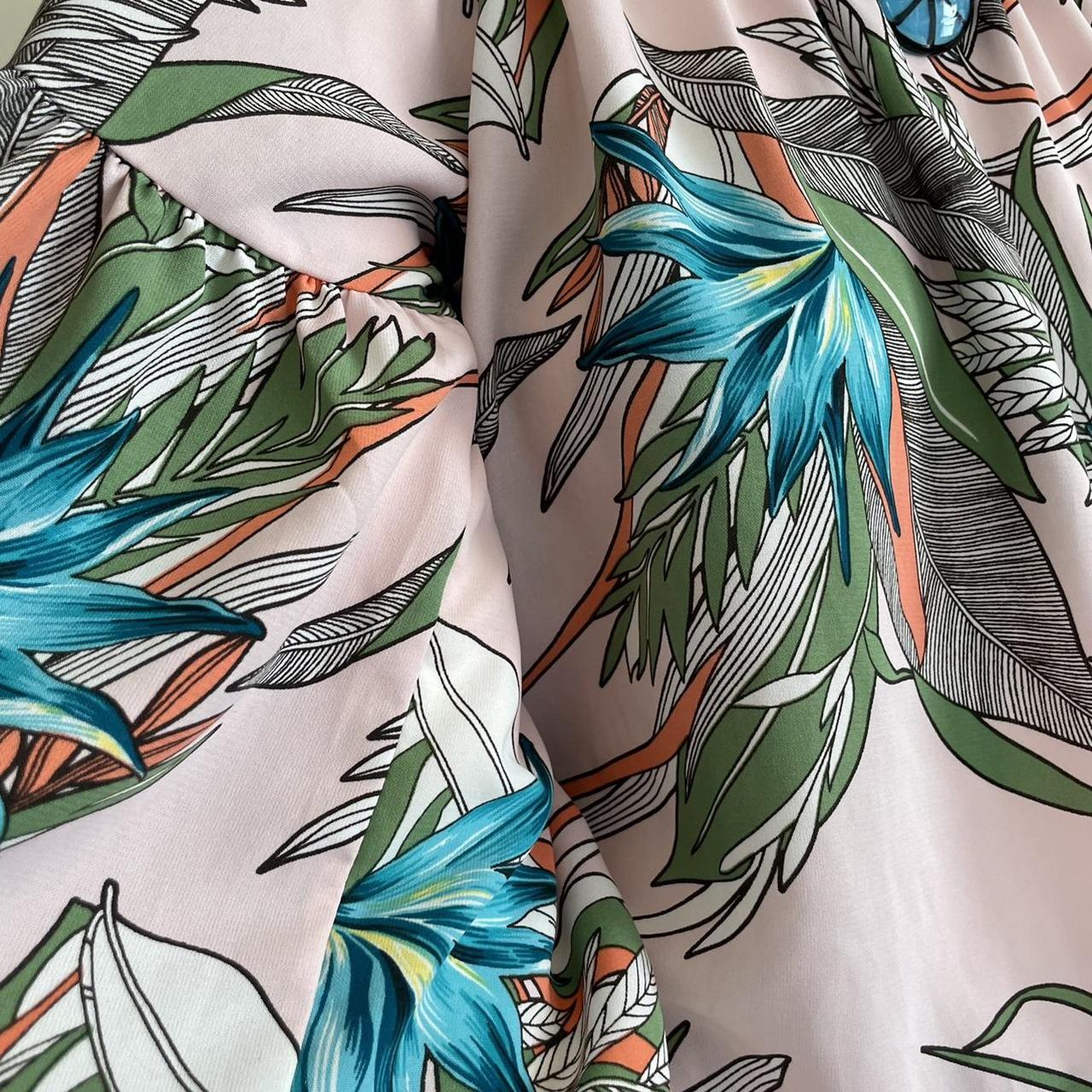 Super cute Chloe ruffle sleeve white neck top. Can... - Depop