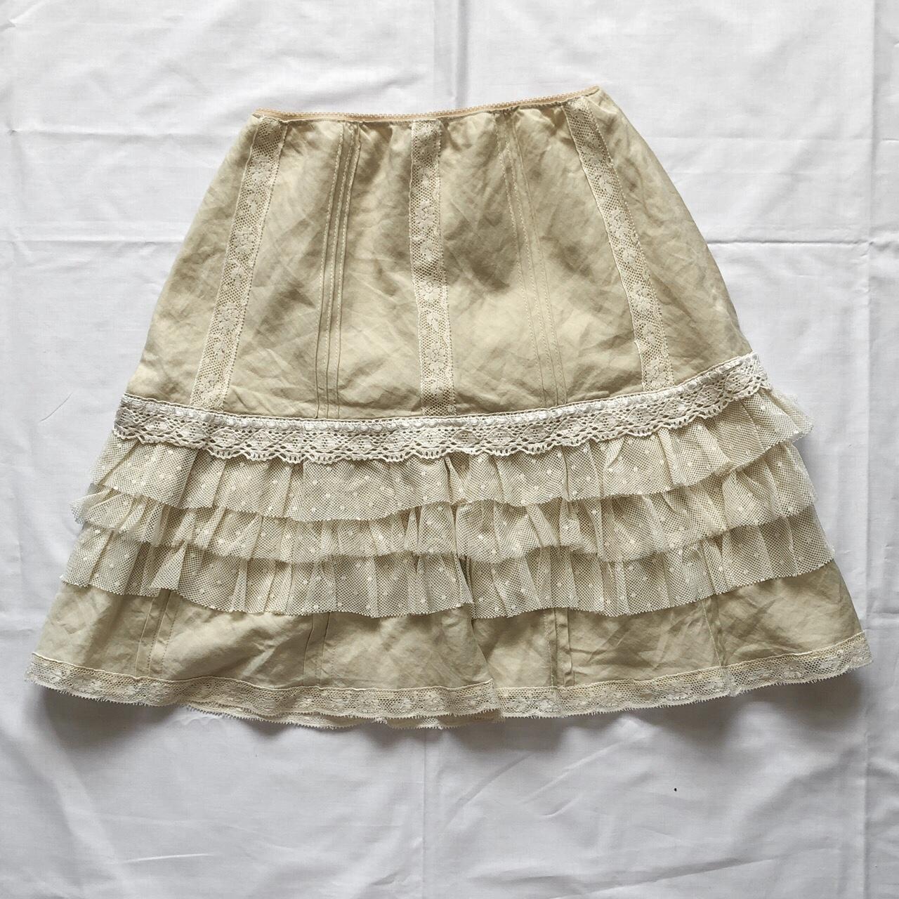 Beige ruffled midi skirt Made in Italy Size 44... - Depop