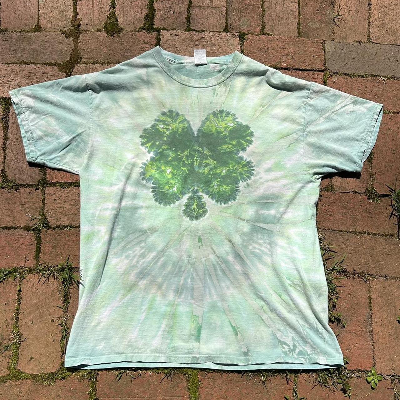 Lucky Tee 🍀 tie-dye trippy clover design. XL fits L - Depop