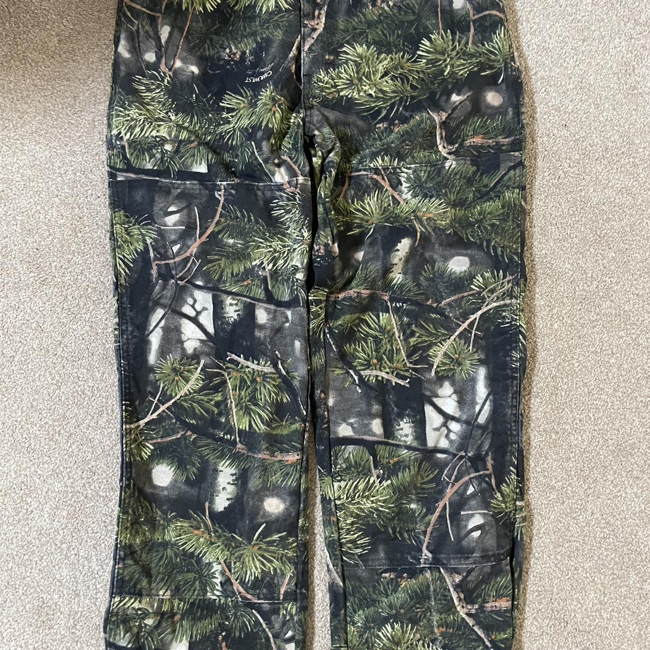 Dickies real tree trousers fit is straight leg 38x34 - Depop