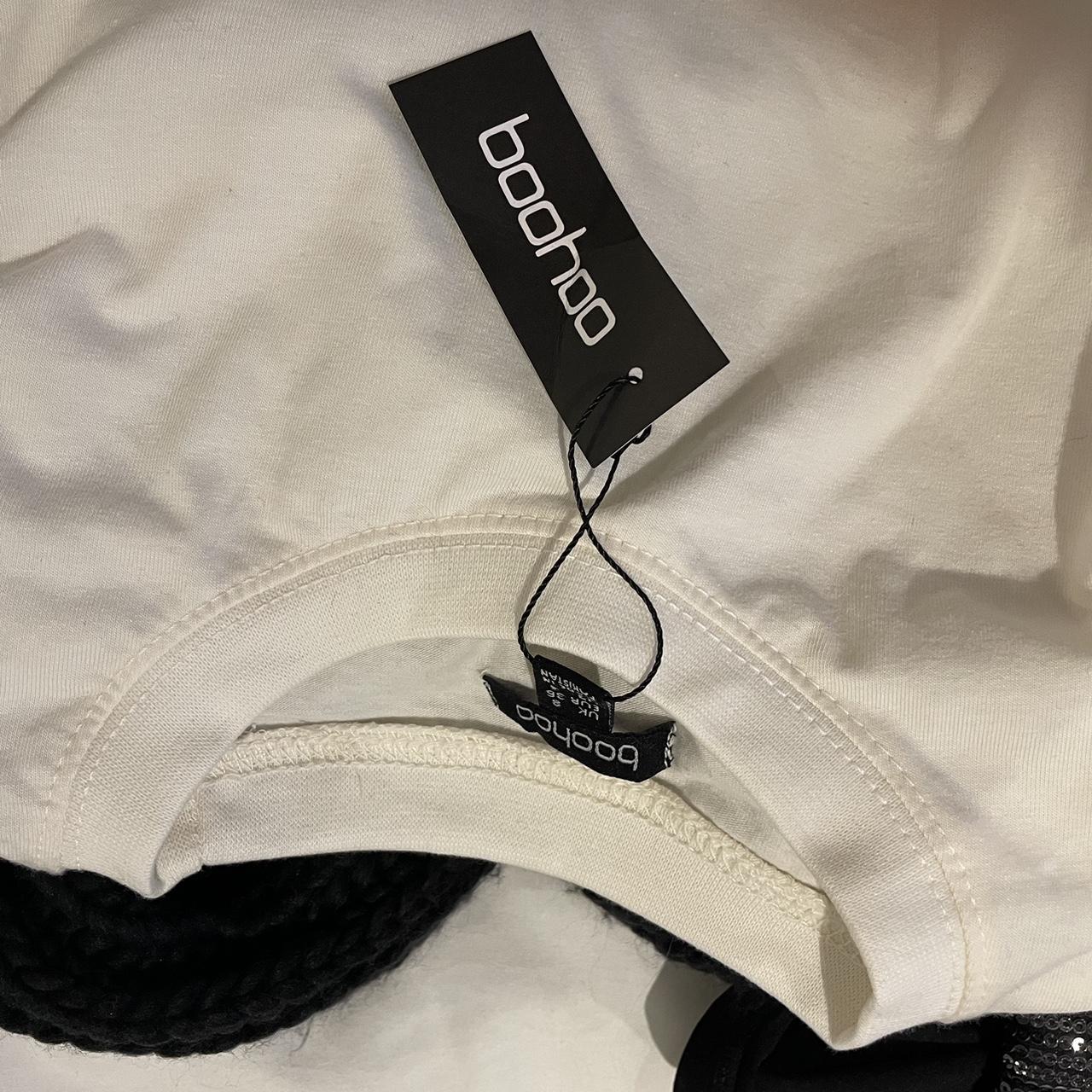 Boohoo cream long sleeve crop top Size 8 New with tags - Depop