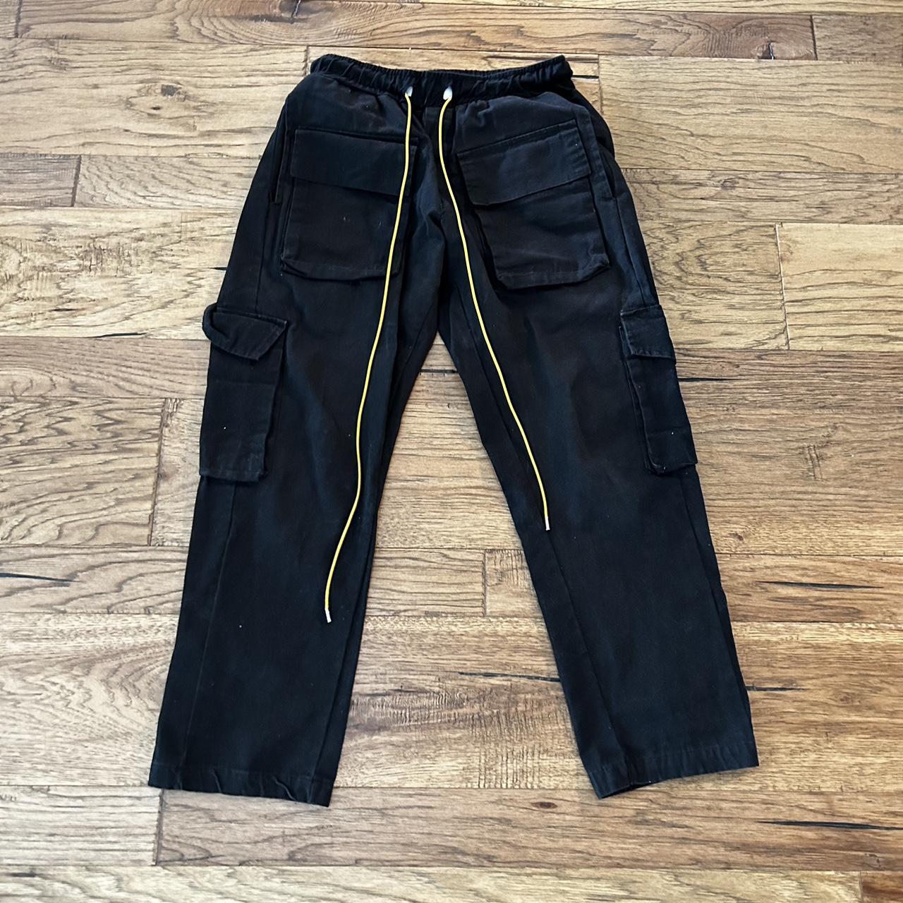 MNML Black cargos Size M fits a 30-33... - Depop
