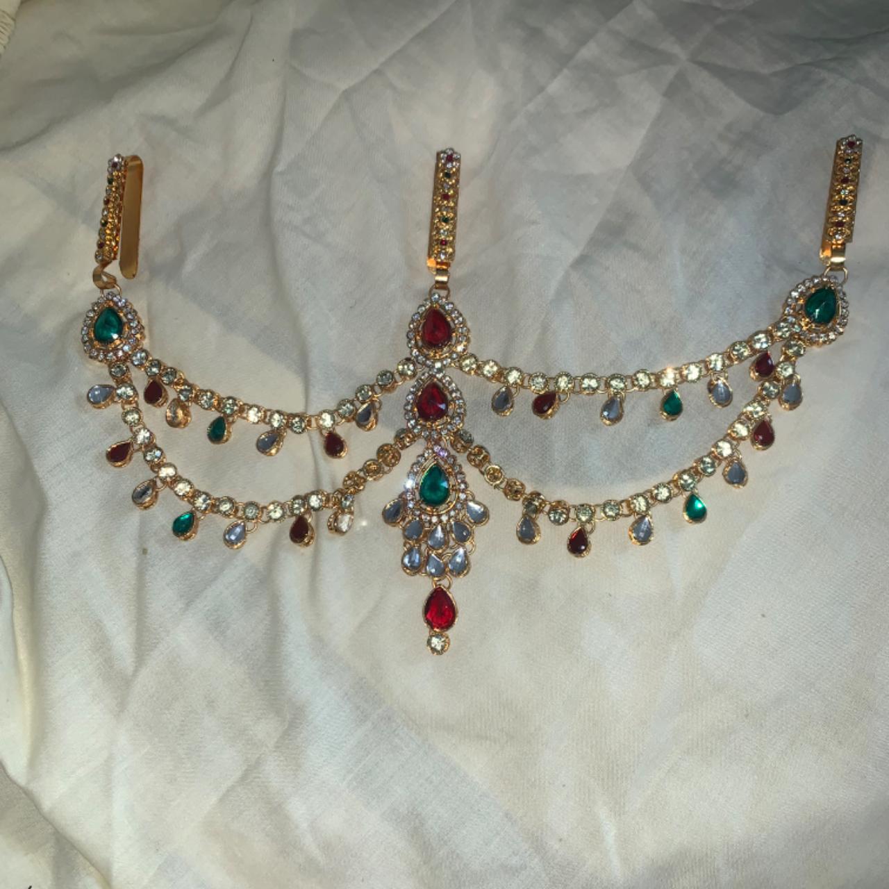 Kundan kandoro Keychain Traditional hip jewellery... - Depop