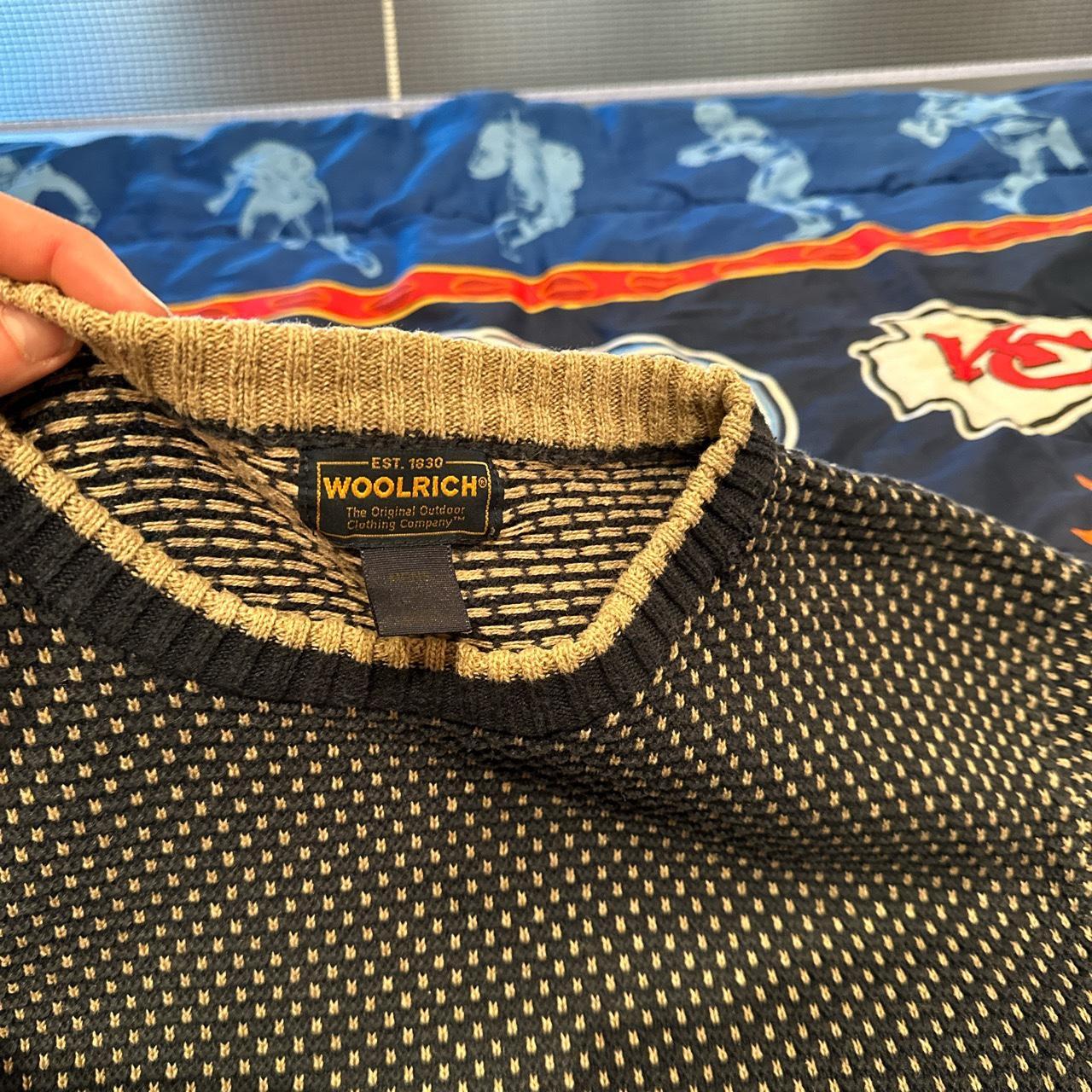 Woolrich sweater tag size L. 23x27.5. Amazing condition - Depop