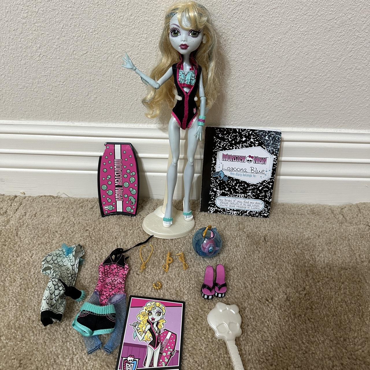 Monster High First Wave Lagoona Blue WITH Surfing... | Depop