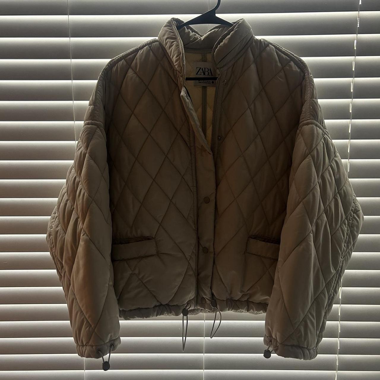 zara quilted jacket boxy fit, quilted puffer... | Depop