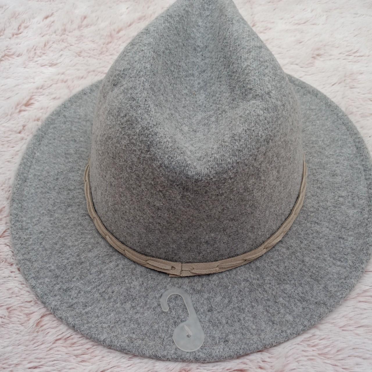 Gray Fedora hat 🩶 One size, women's Ready to ship!... - Depop