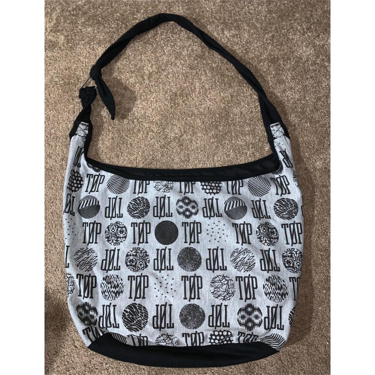 Twenty one pilots crossbody bag in great condition.... - Depop