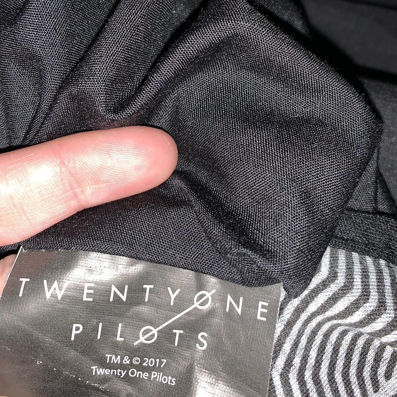 Twenty one pilots crossbody bag in great condition.... - Depop