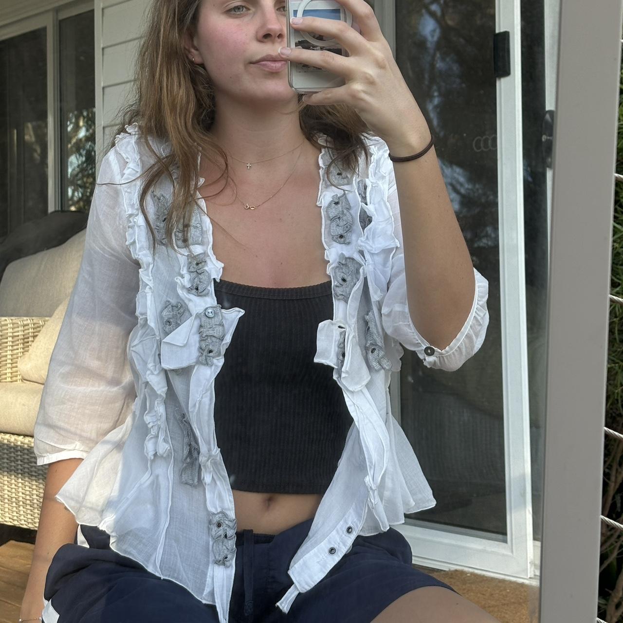 Gorgeous vintage white\grey blouse! 👚 Can be worn... - Depop