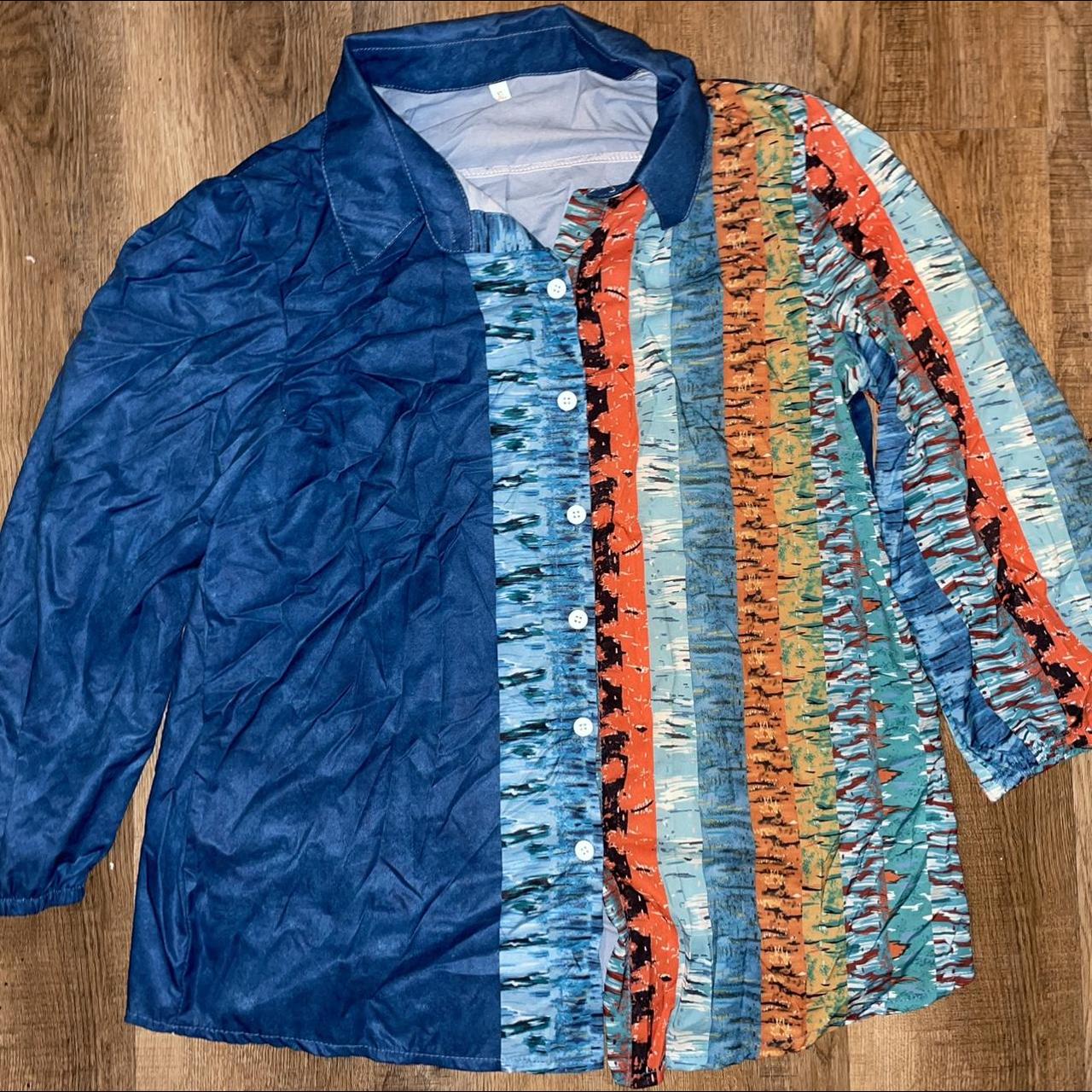 Vintage light button up! 3/4 sleeves, beautiful... - Depop