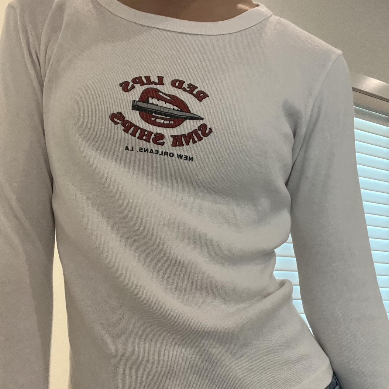 “red lips sink ships” brandy melville... - Depop