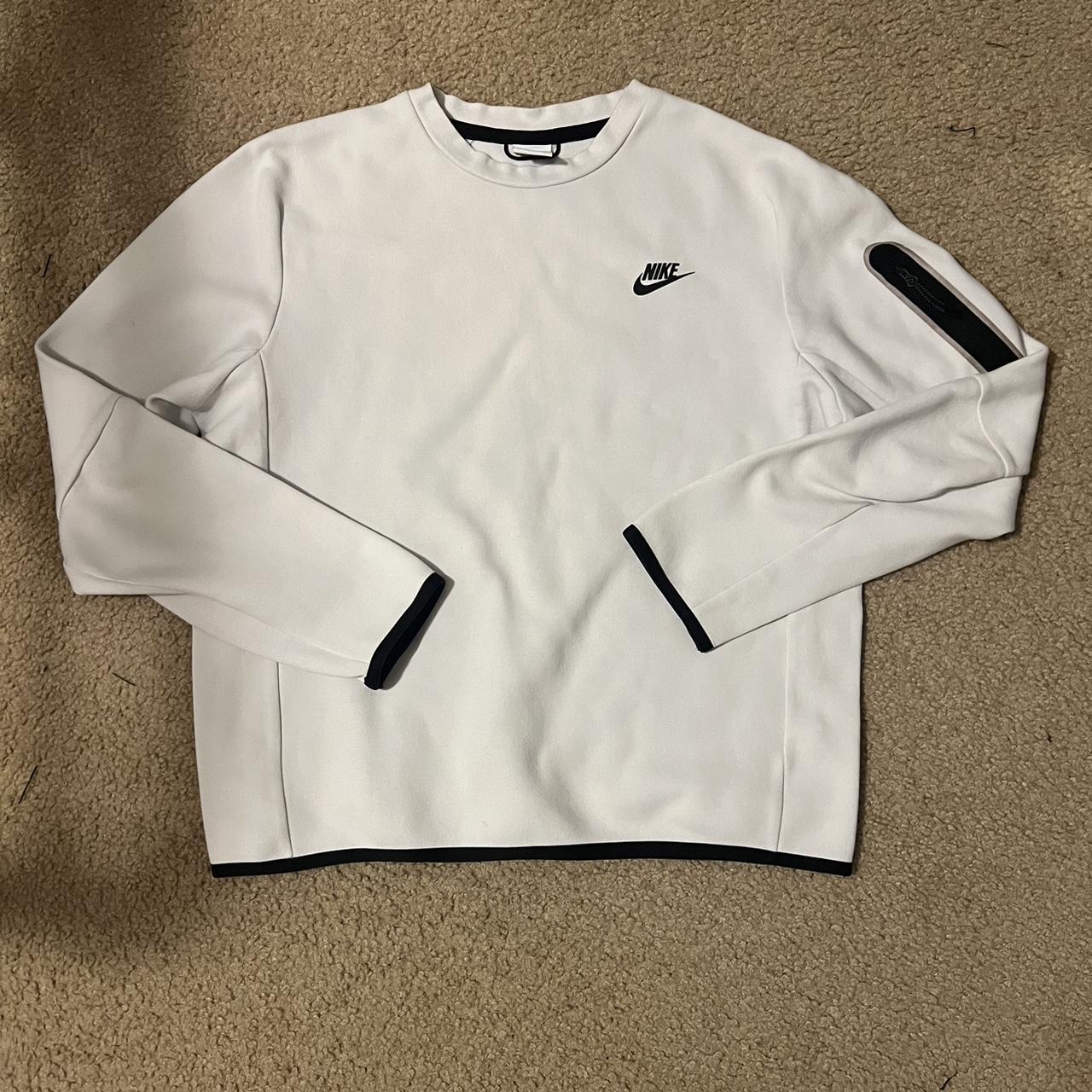 Nike Tech Fleece crew neck - Depop