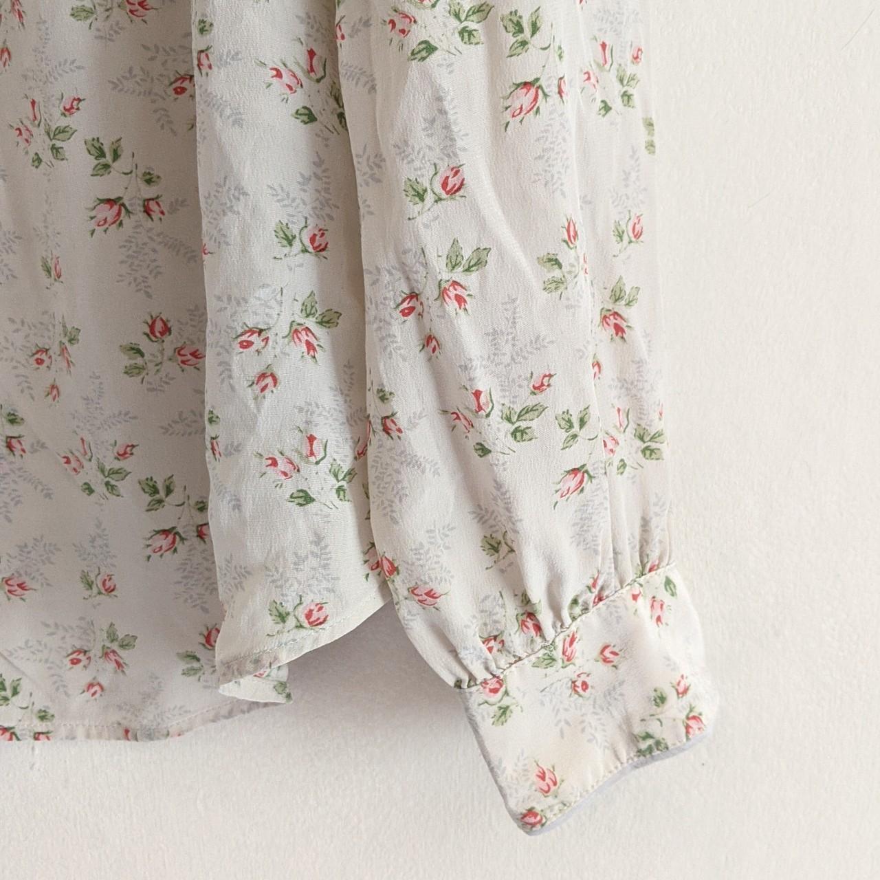 Vintage 90s cottage -core silk blouse by Cath... - Depop