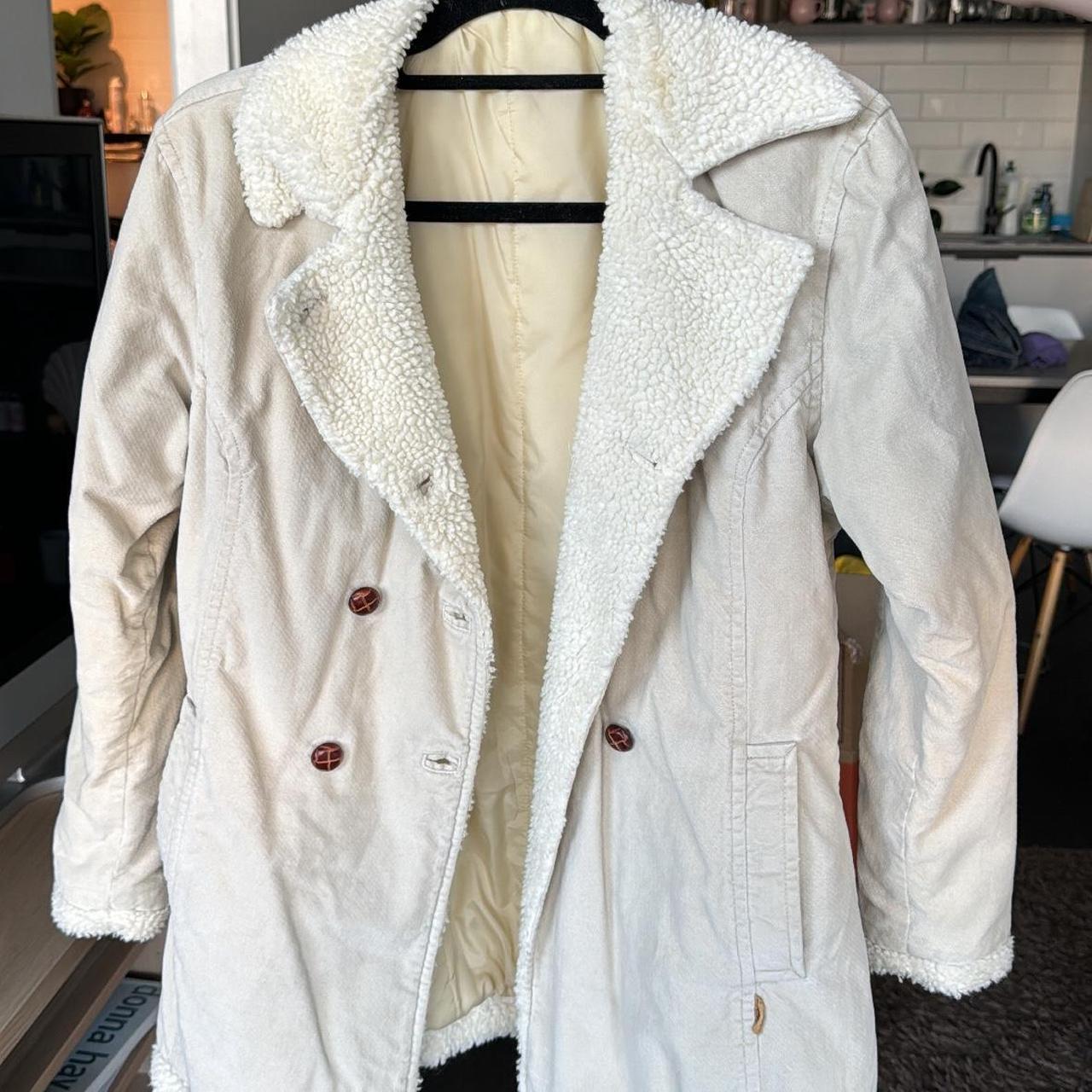 Oversized rip curl woollen coat, never worn - Depop