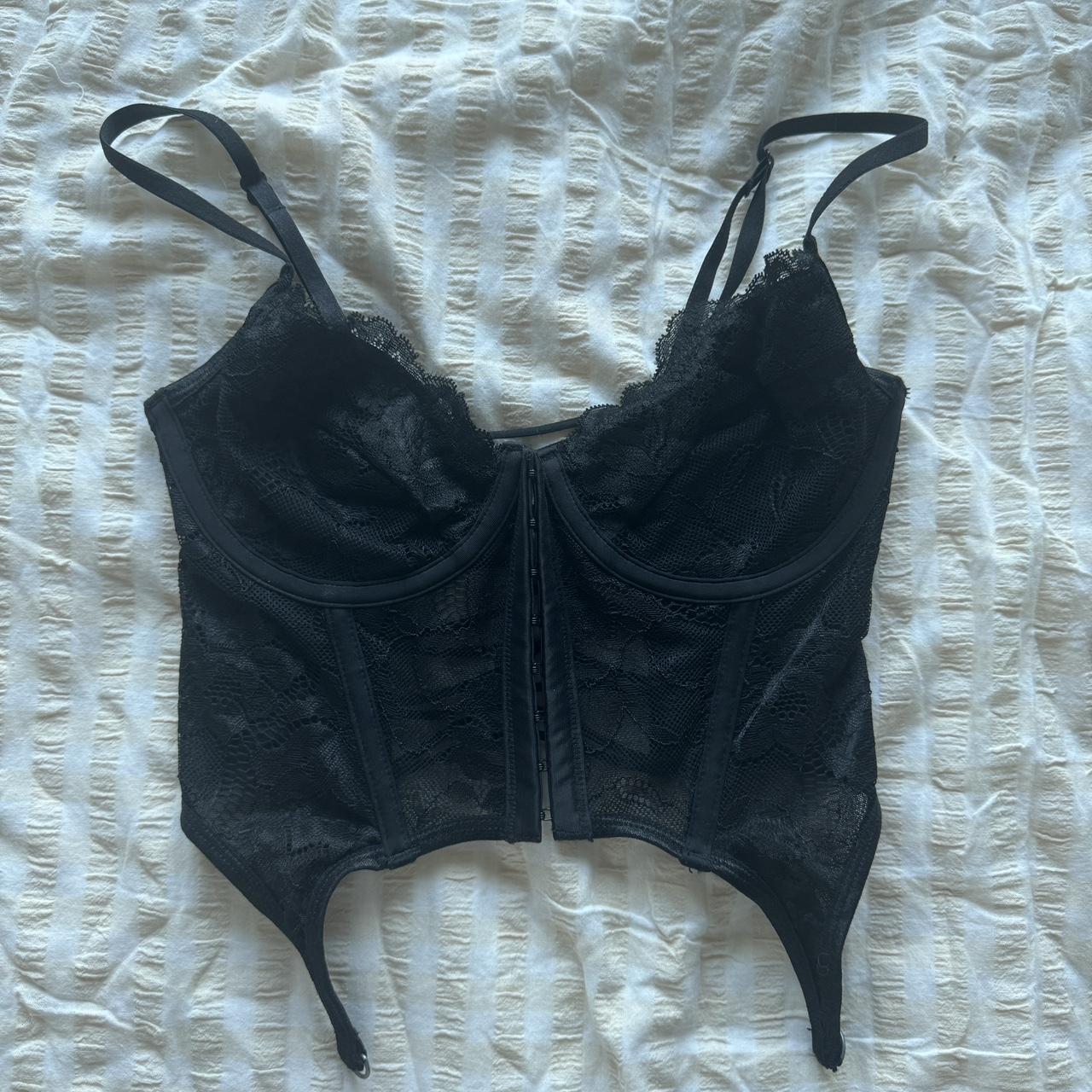 GLASSONS lace corset - Depop