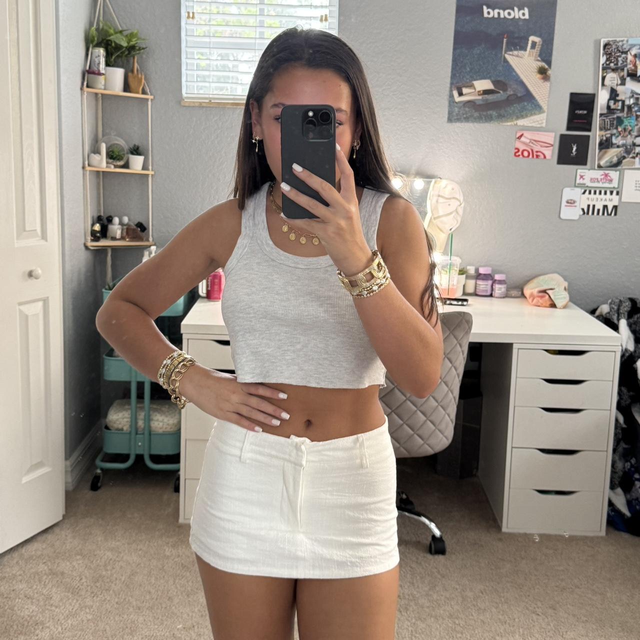 white fox linen skort it’s SO cute but too... | Depop