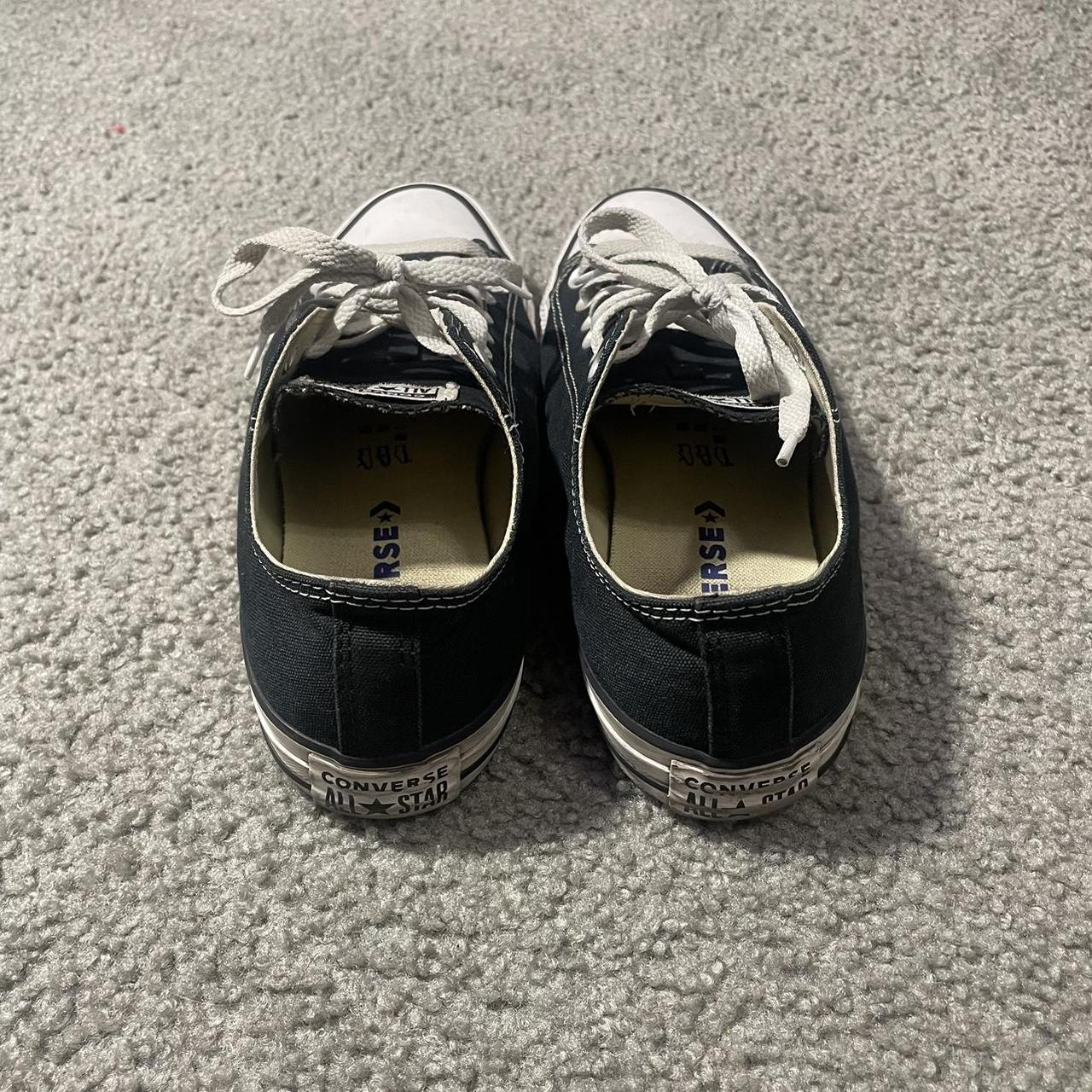 Low top basic converse >>Size 7 slightly used... - Depop