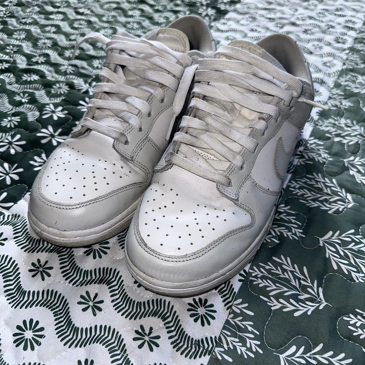 grey nike dunks size 9 laces are sparkly which makes... - Depop