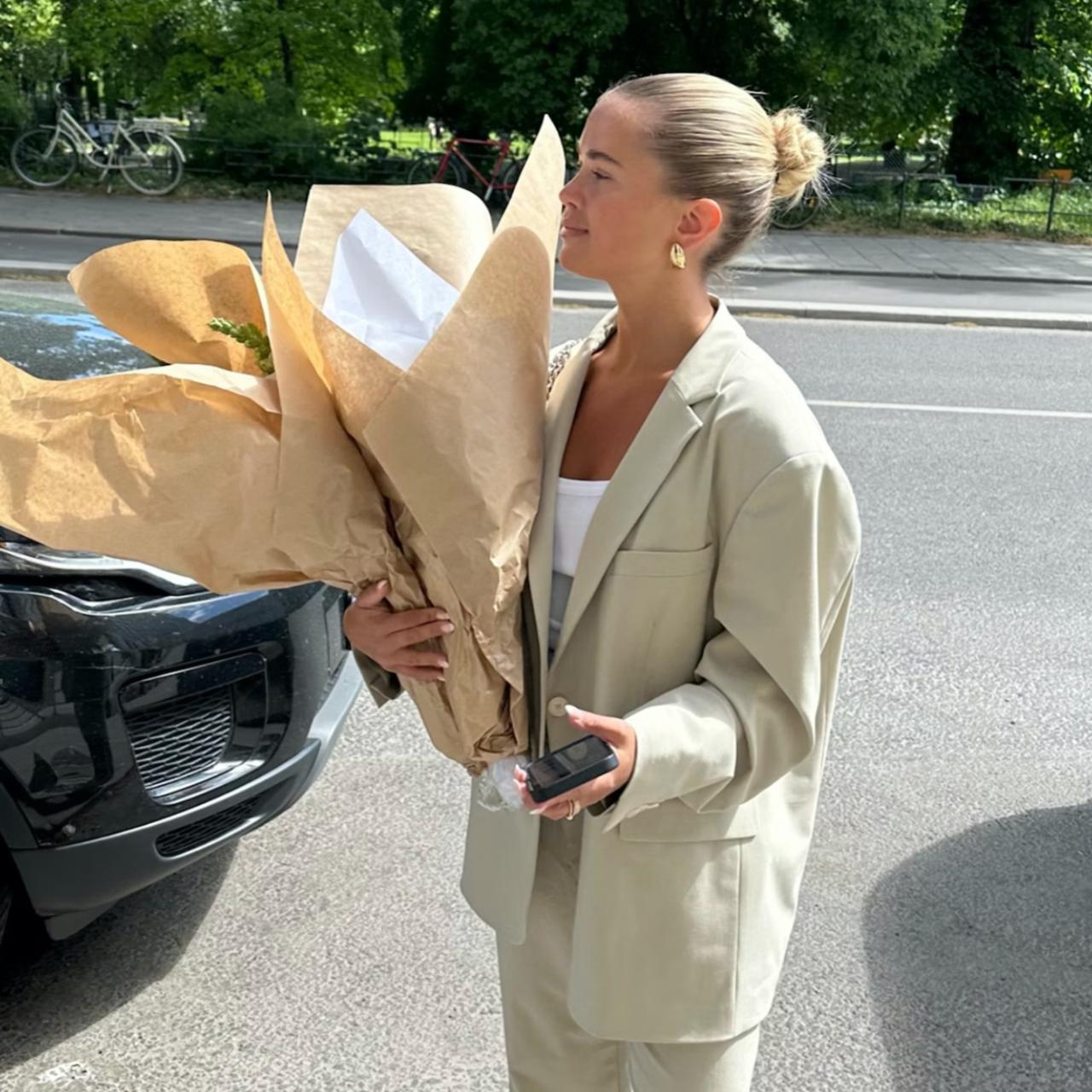 Djerf Avenue Forever Blazer Color is like a taupe... - Depop