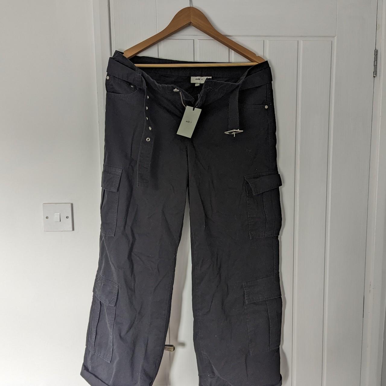 Low-rise cargo pants - Size 12 Low-rise black cargo... - Depop