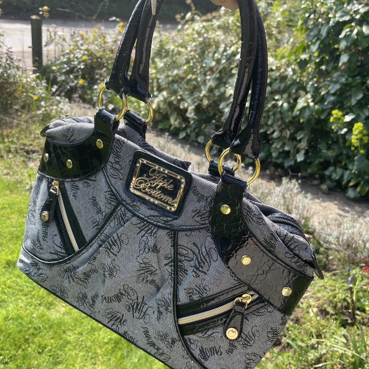 Apple bottoms bag Cutest y2k bag. great condition,... - Depop