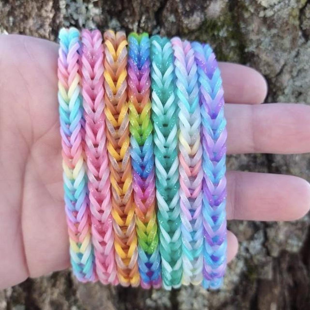 customizable rainbow loom fishtail bracelet! ☆*:.｡.... - Depop