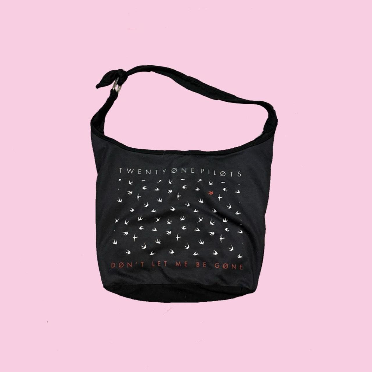 Twenty One Pilots Women's Black and Red Bag | Depop