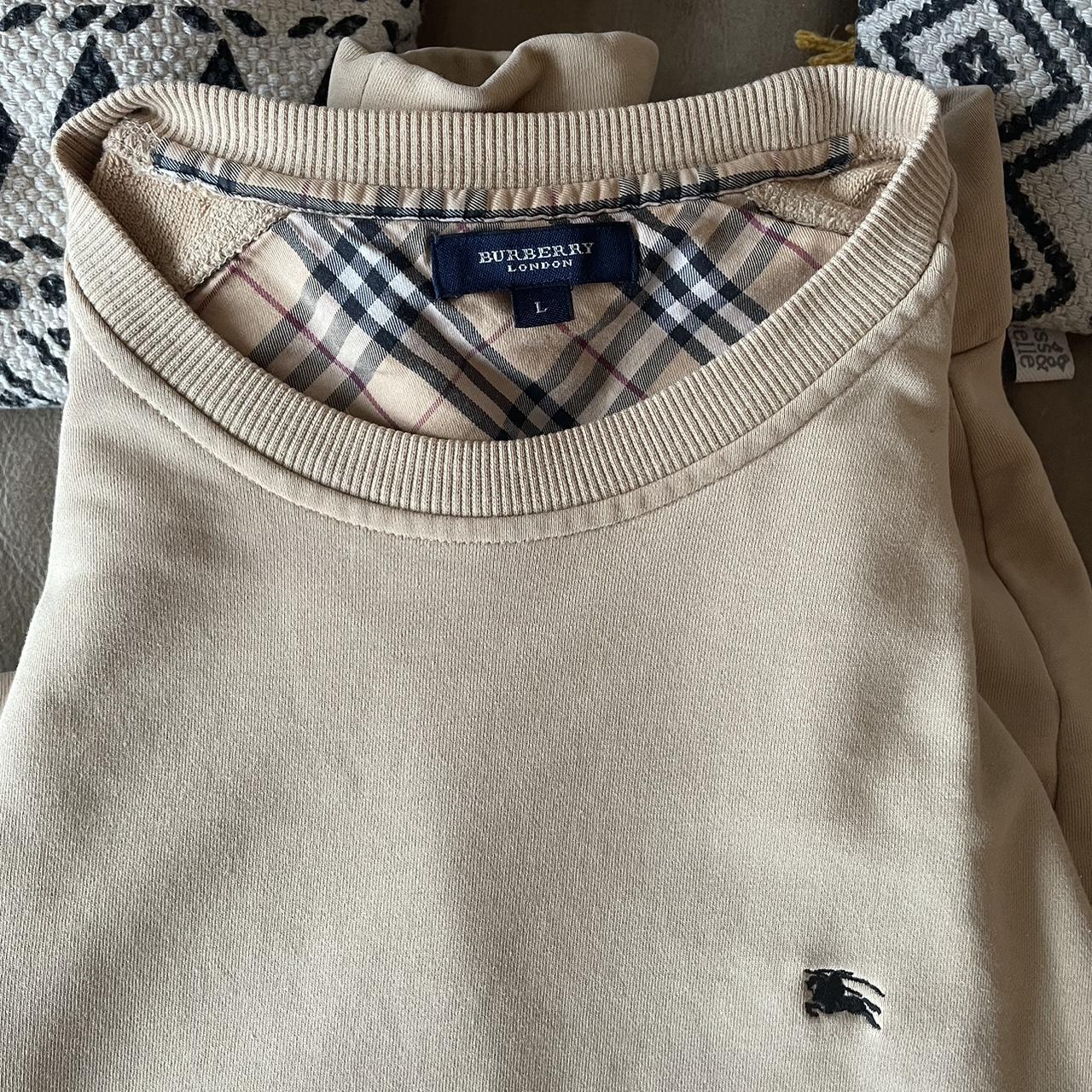 Beautiful beige Burberry jumper Seen on a size... - Depop