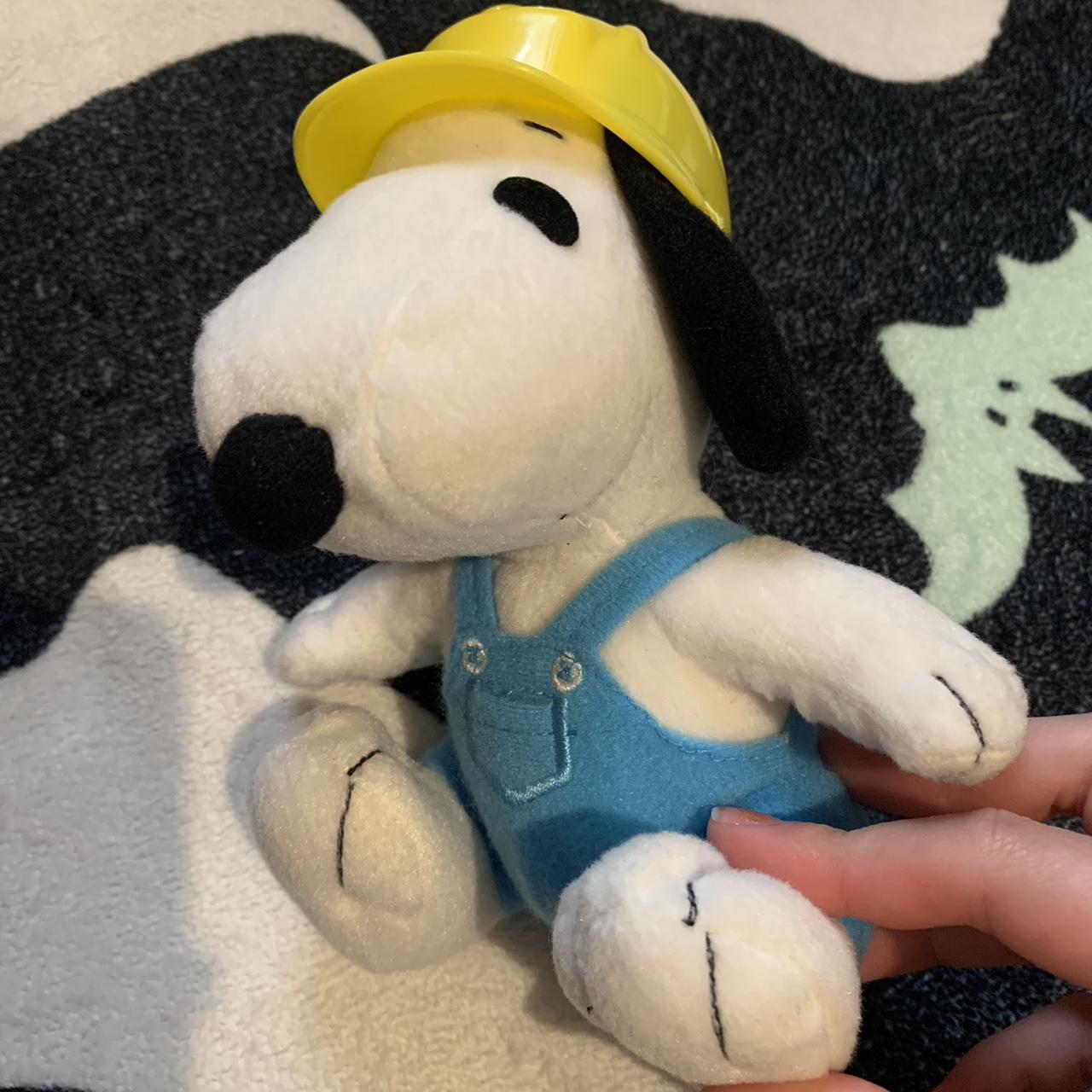 MetLife snoopy builder plush 🔨 . Missing tool belt... | Depop