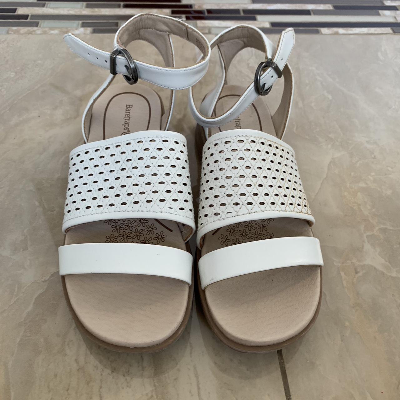 Bare traps sandal size 7.5 Has some scuffs from... - Depop