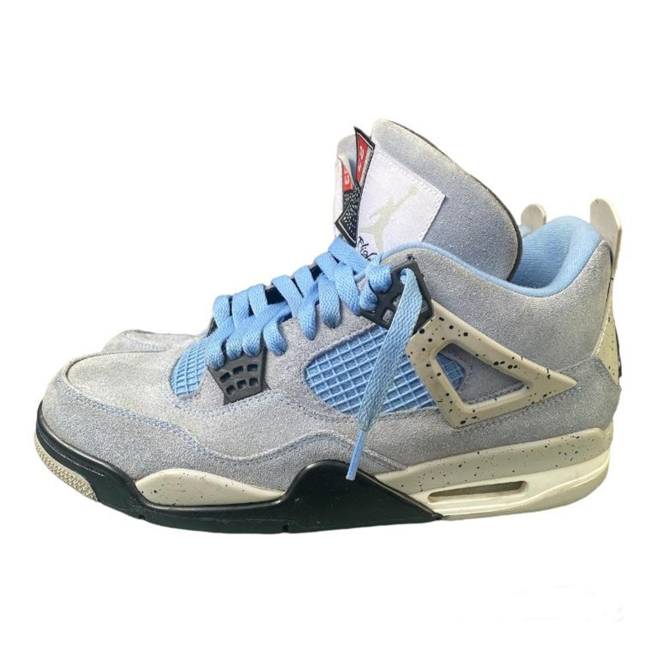 Jordan 4 unc blue Size 9 Worn with no insoles Open... - Depop