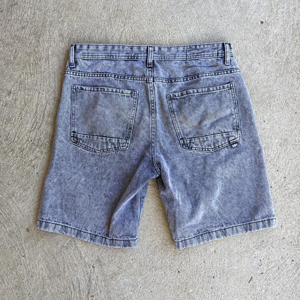 Grey washed loose fit jorts 90s and 00s vibes,... - Depop