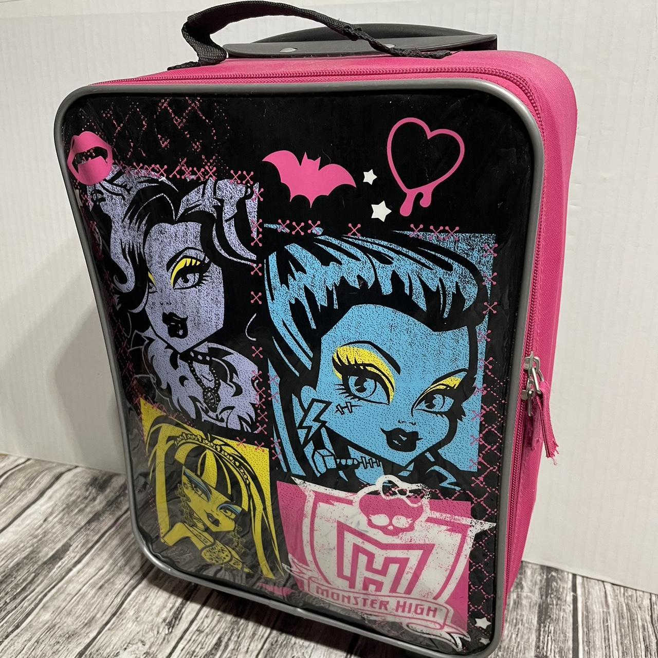 #Vintage #Y2K #MonsterHigh rolling #suitcase good... - Depop