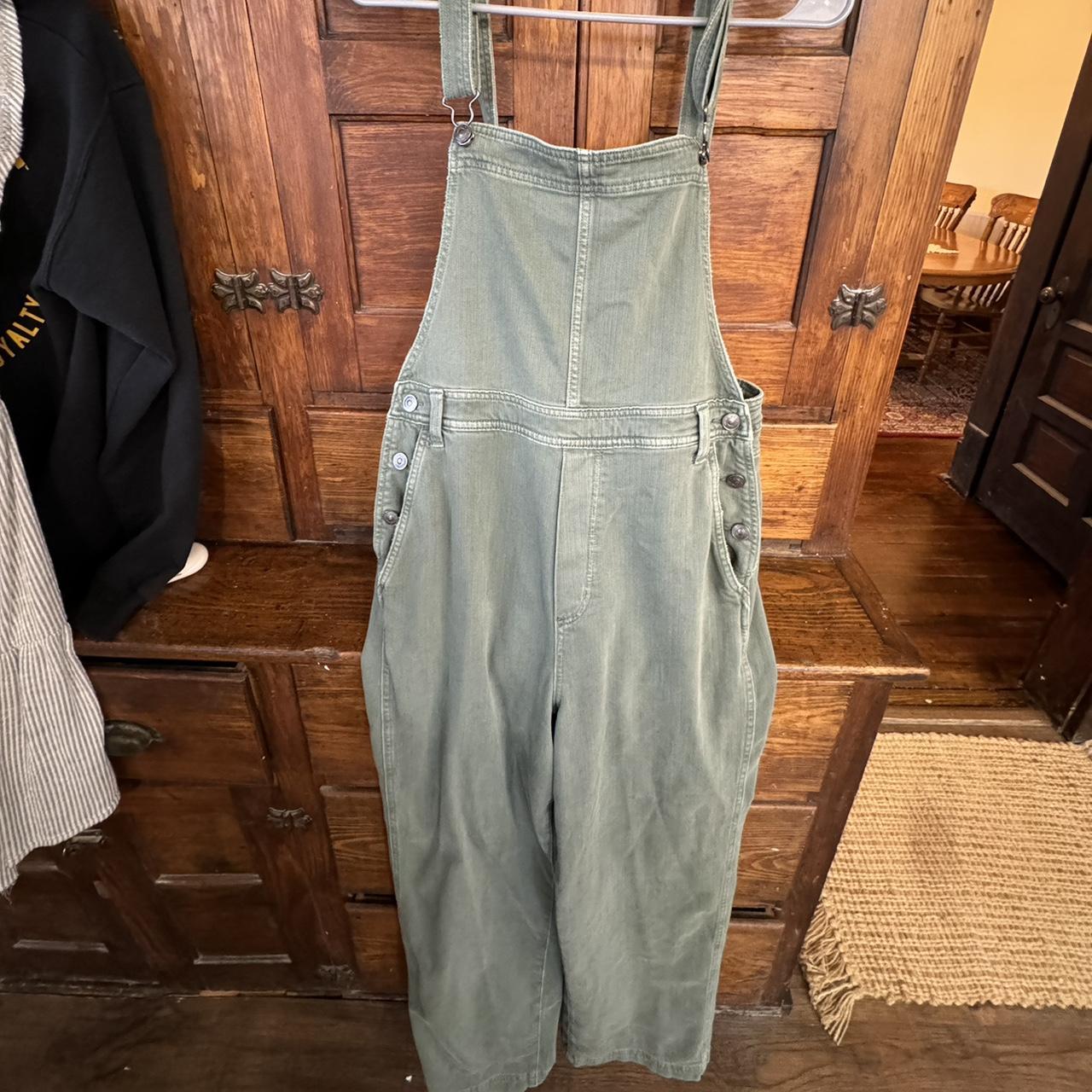 Aerie green overalls. Love these 🥹 wide leg, size... - Depop
