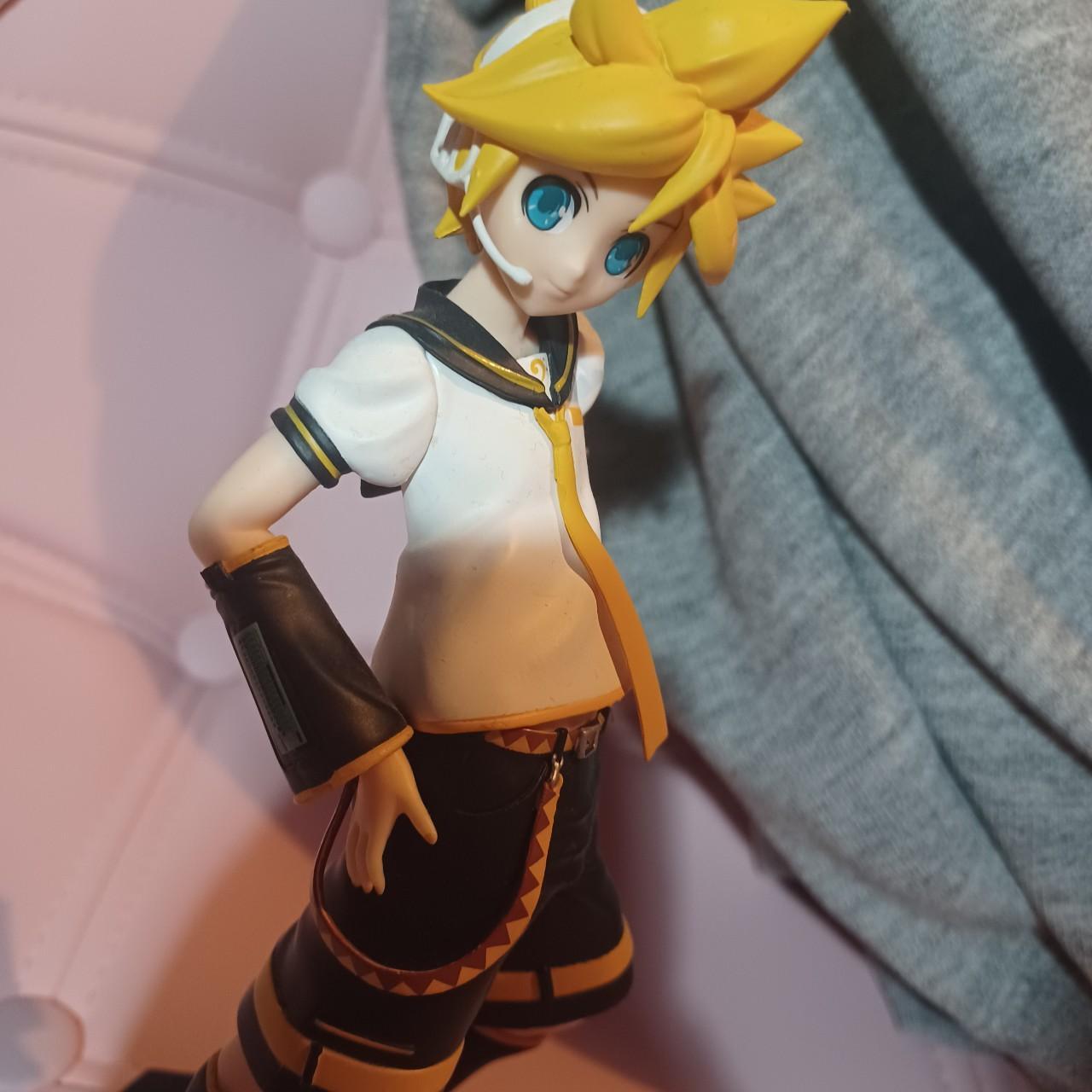 LEN KAGAMINE PROJECT DIVA FIGURE! Bought from a... - Depop