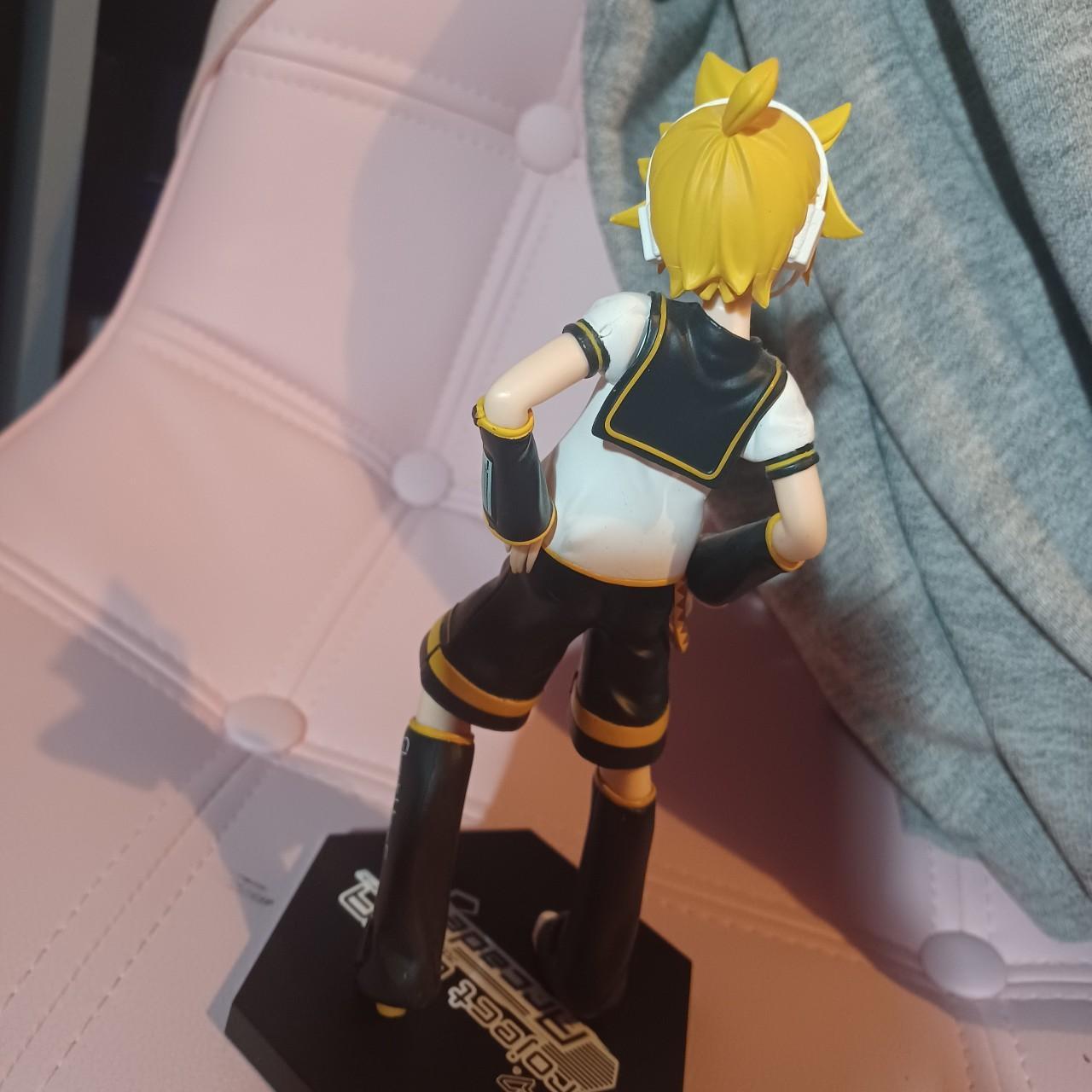 LEN KAGAMINE PROJECT DIVA FIGURE! Bought from a... - Depop